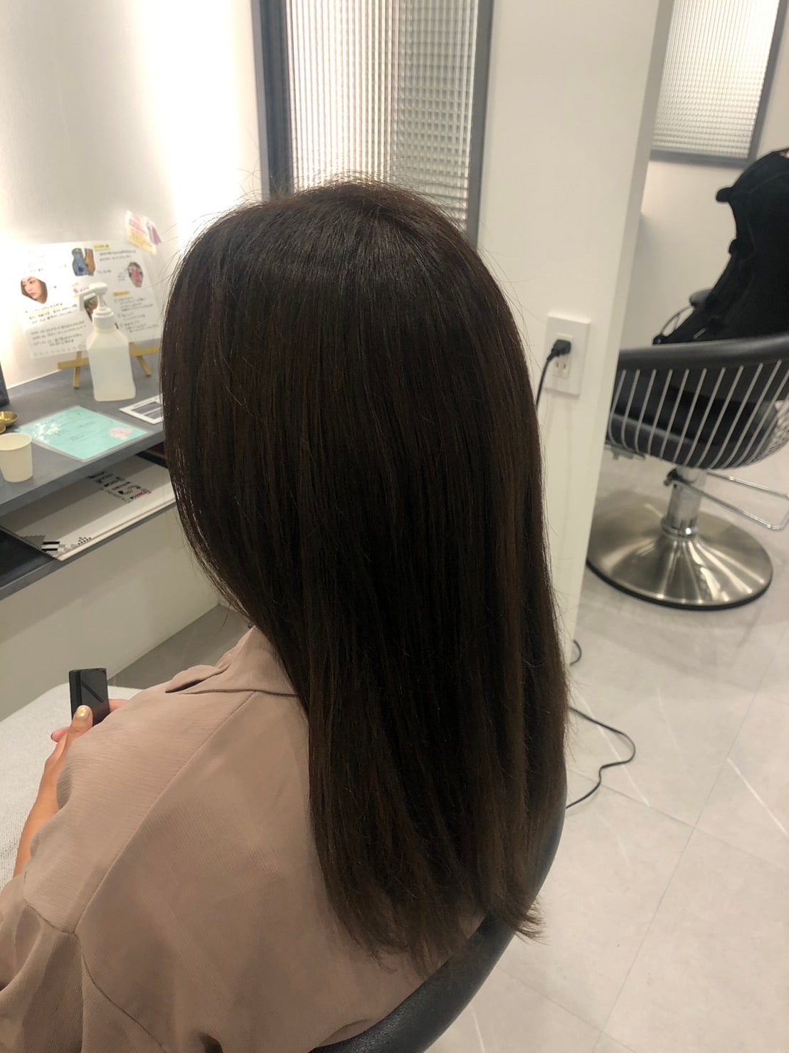 【2024年夏】おすすめヘアカラー特集 垢ぬけスタイル20選 | ヘアカラーリング | LICOLO - 髪から自分を好きになる