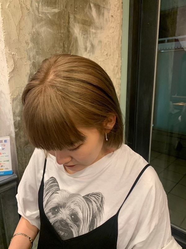 【2024年夏】おすすめヘアカラー特集 垢ぬけスタイル20選 | ヘアカラーリング | LICOLO - 髪から自分を好きになる