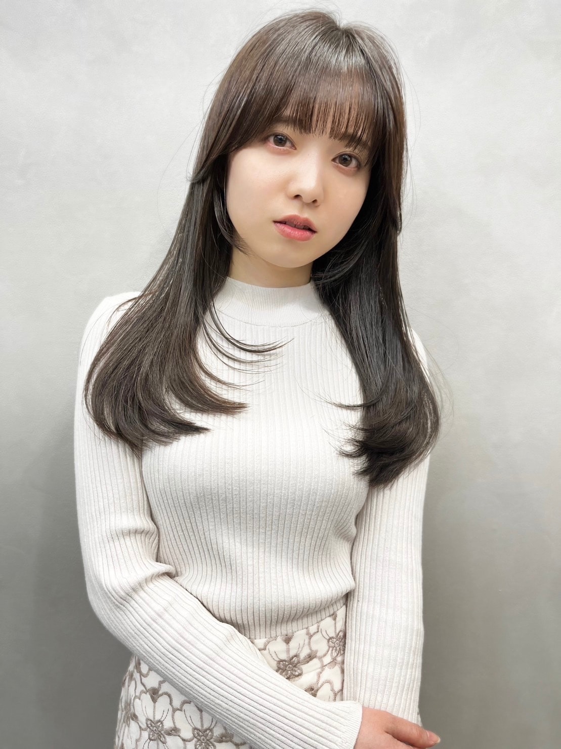 【2023秋冬】2大注目ヘアカラーと参考スタイル20選 | ヘアカラーリング | LICOLO - 髪から自分を好きになる