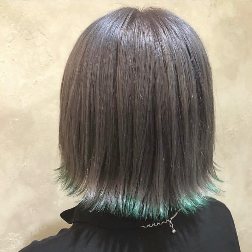 毛先だけ染める裾カラー32選！おしゃれなエンドカラーの取り入れ方を解説！ | ヘアカラーリング | LICOLO - 髪から自分を好きになる