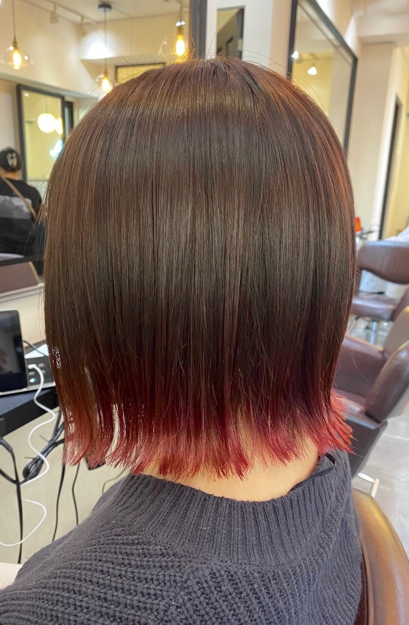 毛先だけ染める裾カラー32選！おしゃれなエンドカラーの取り入れ方を解説！ | ヘアカラーリング | LICOLO - 髪から自分を好きになる